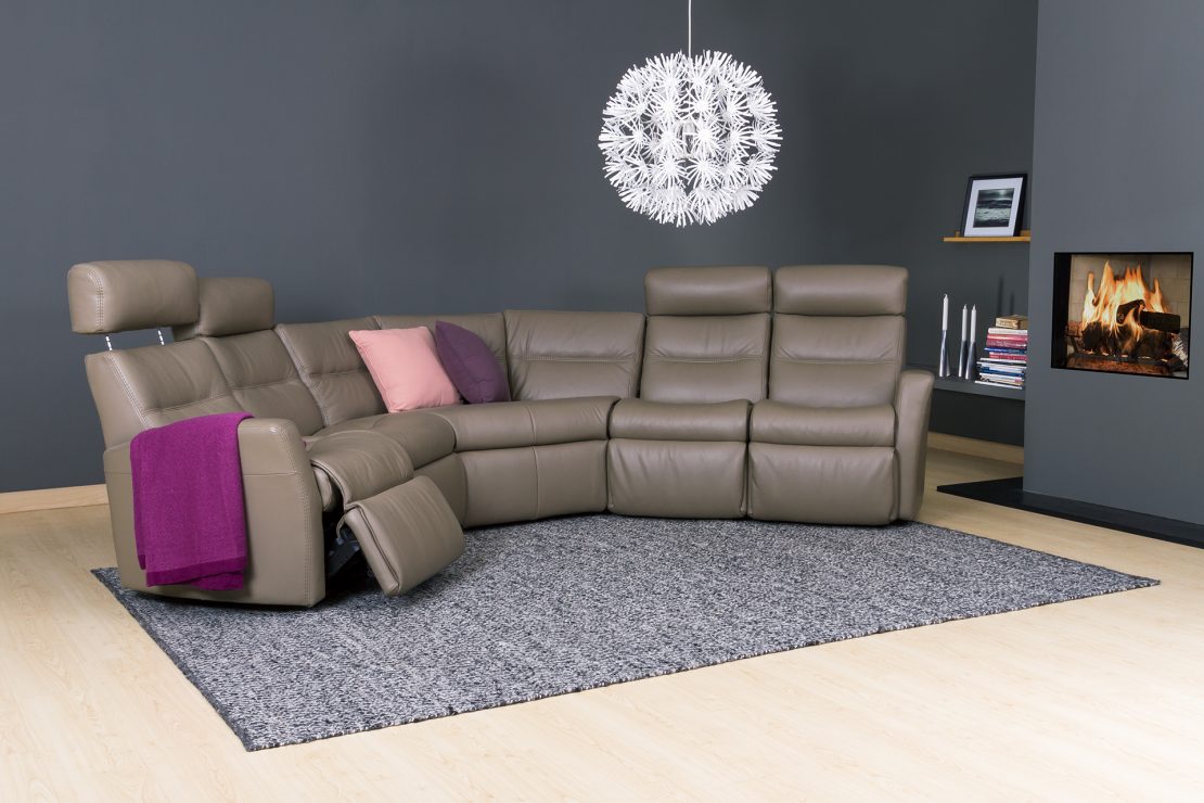 Divani Lounge Suite - Layback Living