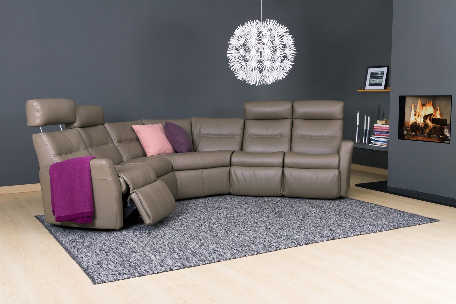 Divani Lounge Suite - Layback Living